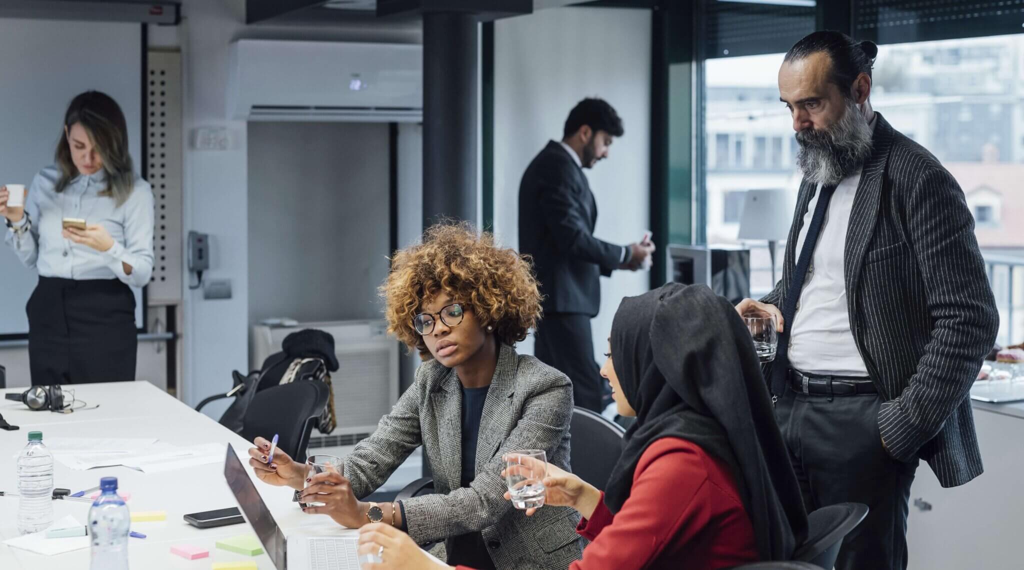 12 Employee Referral Program Improvement Ideas | Obsidi®